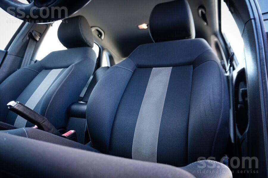 Volkswagen Polo 2013 in Riga, with an engine capacity of 1.20 L and mileage of 305 thousand km for 4490 €, photo 17 on AUTOMOTO.COM.LV