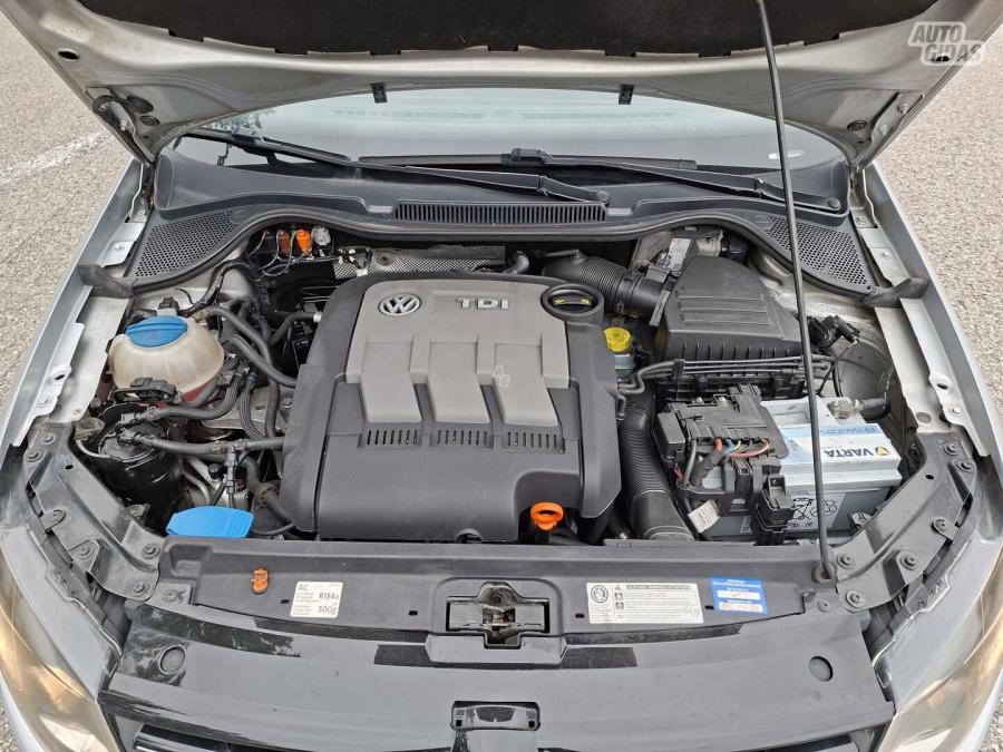 Volkswagen Polo 2013 in Marijampole, with an engine capacity of 1.20 L and mileage of 218 thousand km for 3350 €, photo 18 on AUTOMOTO.COM.LV