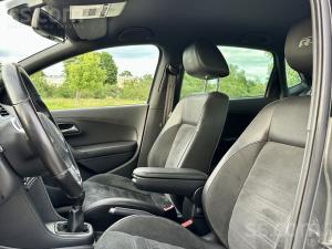 Volkswagen Polo 2014 in Riga, with an engine capacity of 1.60 L and mileage of 310 thousand km for 3990 €, photo 8 on AUTOMOTO.COM.LV