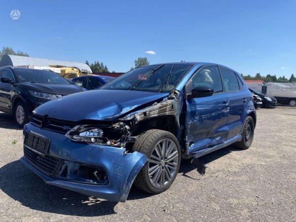 Volkswagen Polo 2015 Radviliškis, ar dzinēja tilpumu 1.40 L un nobraukumu 158 tūkst. km par 4650 €, foto 1 vietnē AUTOMOTO.COM.LV