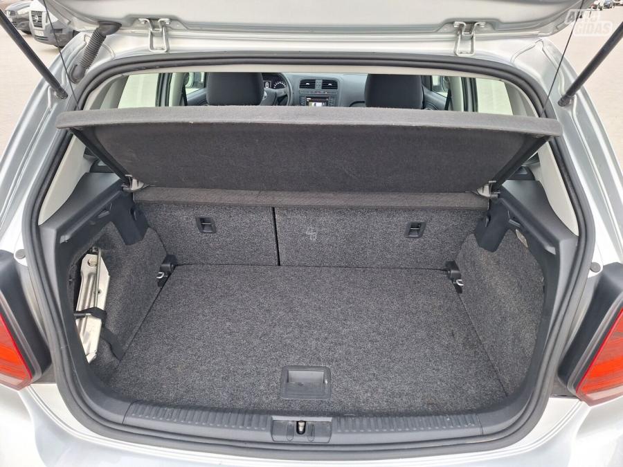 Volkswagen Polo 2015 in Taurage, with an engine capacity of 1.40 L and mileage of 213 thousand km for 5099 €, photo 9 on AUTOMOTO.COM.LV