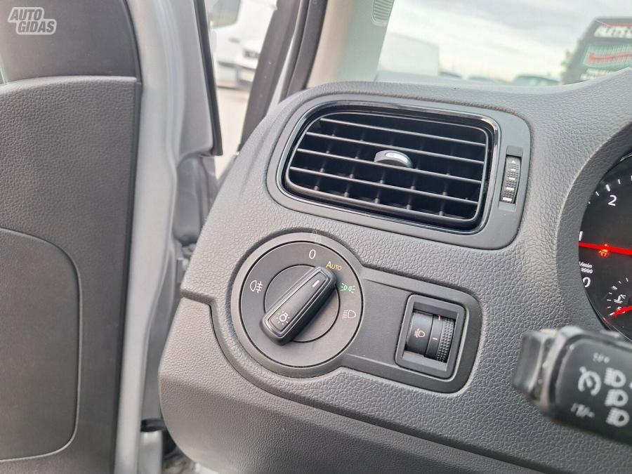 Volkswagen Polo 2015 in Taurage, with an engine capacity of 1.40 L and mileage of 213 thousand km for 5099 €, photo 14 on AUTOMOTO.COM.LV