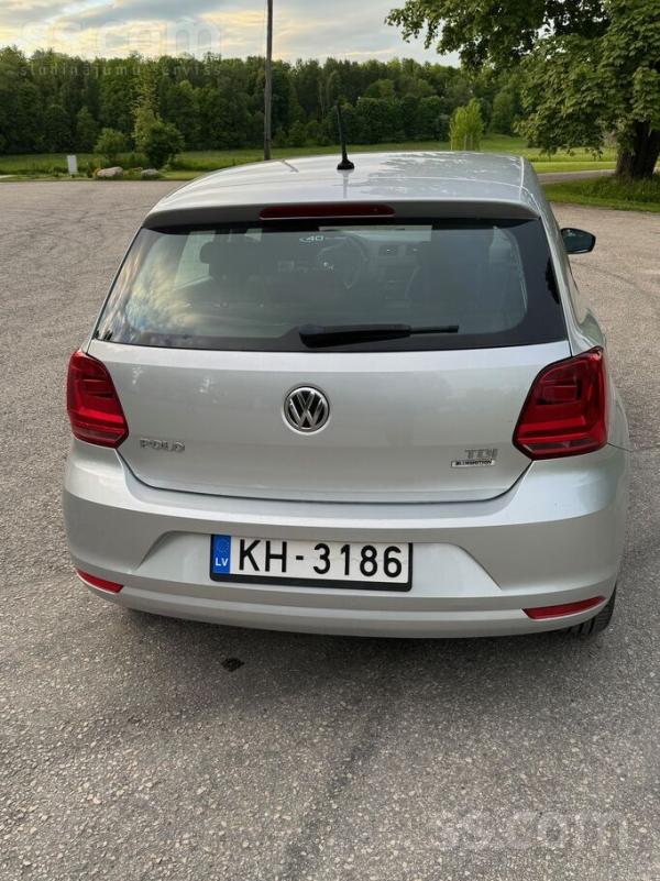 Volkswagen Polo 2016 in Aizkraukle, with an engine capacity of 1.40 L and mileage of 201 thousand km for 4200 €, photo 5 on AUTOMOTO.COM.LV