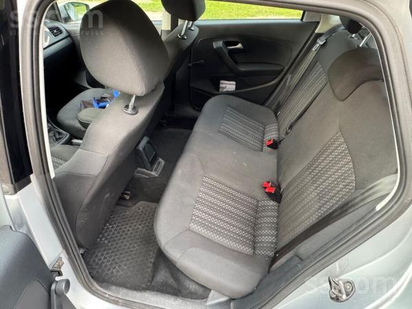 Volkswagen Polo 2016 in Aizkraukle, with an engine capacity of 1.40 L and mileage of 201 thousand km for 4200 €, photo 8 on AUTOMOTO.COM.LV