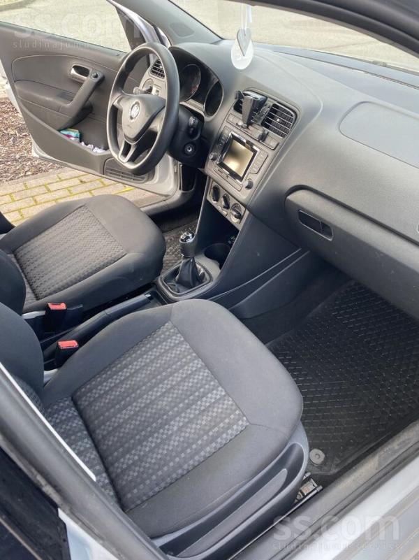 Volkswagen Polo 2016 Ogre, ar dzinēja tilpumu 1.00 L un nobraukumu 297 tūkst. km par 3700 €, foto 3 vietnē AUTOMOTO.COM.LV