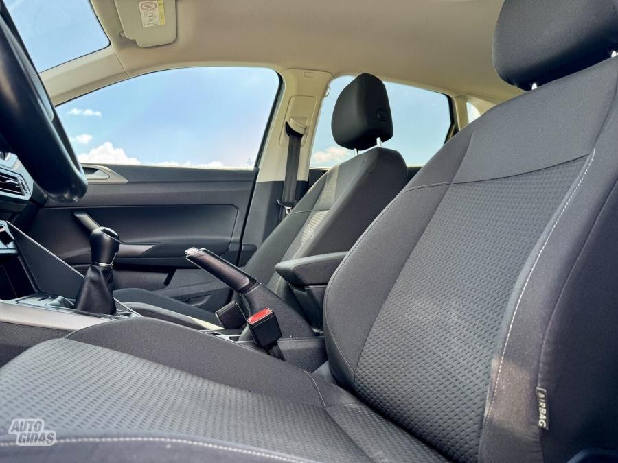 Volkswagen Polo 2018 Panevēža, ar dzinēja tilpumu 1.60 L un nobraukumu 303 tūkst. km par 7299 €, foto 15 vietnē AUTOMOTO.COM.LV