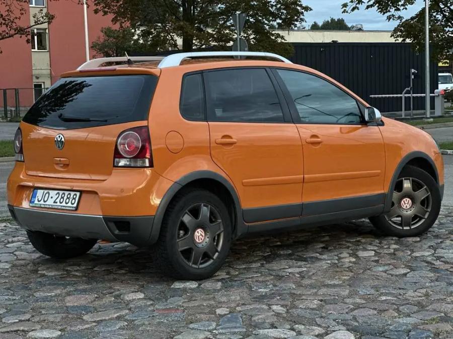 Oranžs Volkswagen Polo 2007 Rīga, ar dzinēja tilpumu 1.90 L un nobraukumu 333 tūkst. km par 3100 €, foto 25 vietnē AUTOMOTO.COM.LV