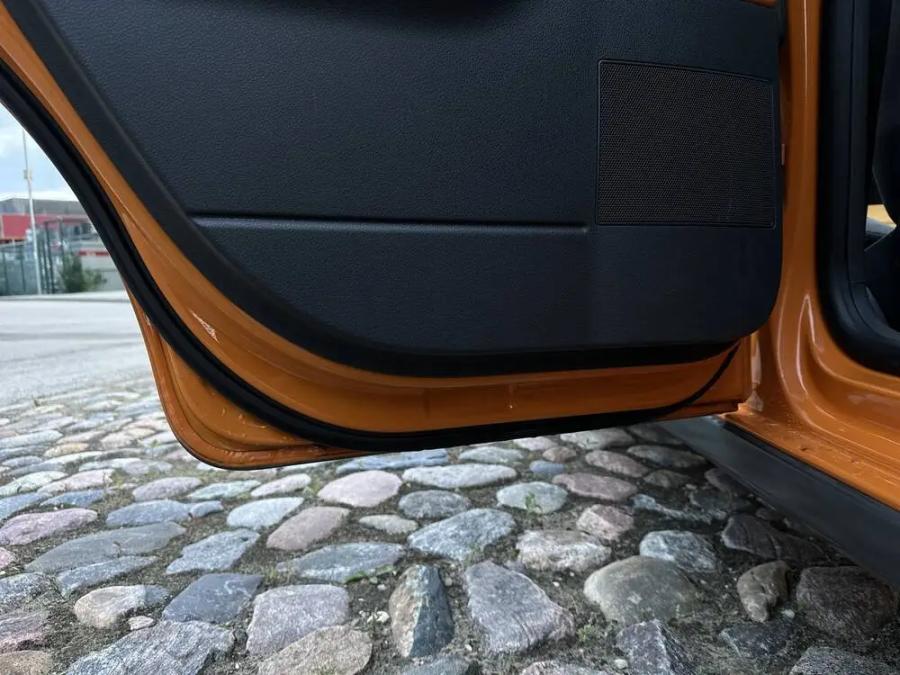 Oranžs Volkswagen Polo 2007 Rīga, ar dzinēja tilpumu 1.90 L un nobraukumu 333 tūkst. km par 3100 €, foto 35 vietnē AUTOMOTO.COM.LV