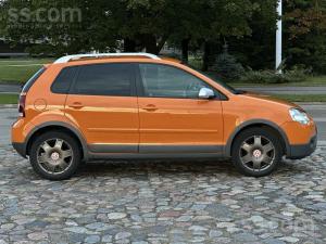 Oranžs Volkswagen Polo 2007 Rīga, ar dzinēja tilpumu 1.90 L un nobraukumu 333 tūkst. km par 3100 €, foto 3 vietnē AUTOMOTO.COM.LV