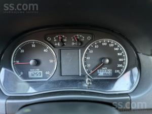 Oranžs Volkswagen Polo 2007 Rīga, ar dzinēja tilpumu 1.90 L un nobraukumu 333 tūkst. km par 3100 €, foto 8 vietnē AUTOMOTO.COM.LV