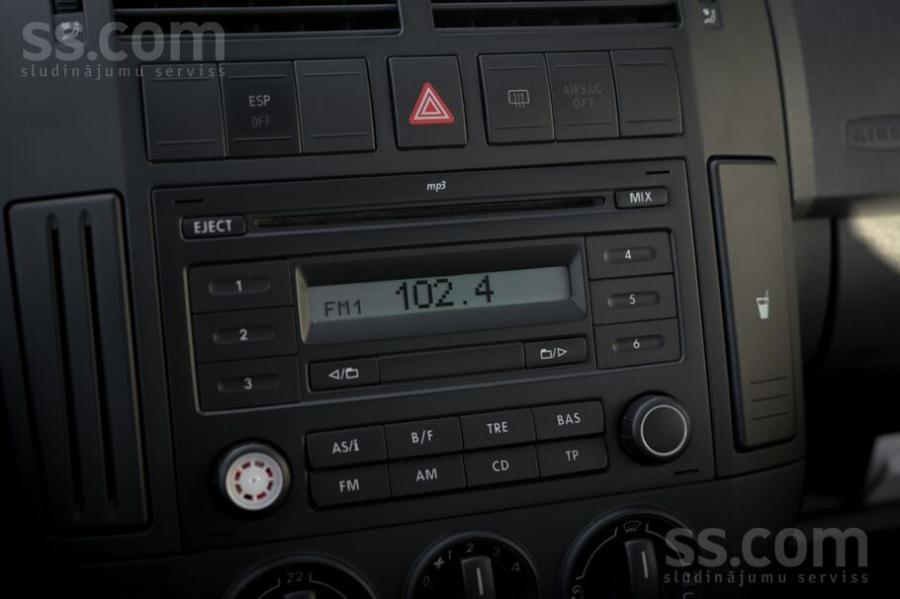 Oranžs Volkswagen Polo 2009 Talsi, ar dzinēja tilpumu 1.20 L un nobraukumu 149 tūkst. km par 5690 €, foto 19 vietnē AUTOMOTO.COM.LV