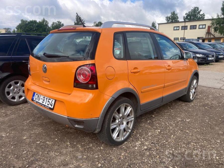 Oranžs Volkswagen Polo 2009 Rīga, ar dzinēja tilpumu 1.40 L un nobraukumu 204 tūkst. km par 3700 €, foto 5 vietnē AUTOMOTO.COM.LV