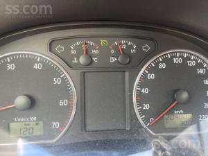 Oranžs Volkswagen Polo 2009 Rīga, ar dzinēja tilpumu 1.40 L un nobraukumu 204 tūkst. km par 3700 €, foto 7 vietnē AUTOMOTO.COM.LV
