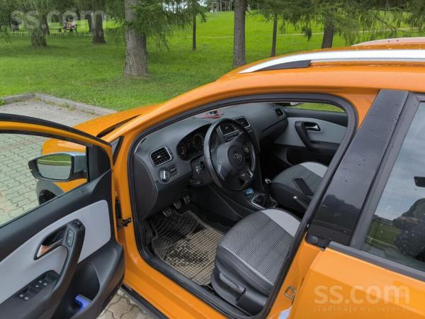 Oranžs Volkswagen Polo 2011 Madona, ar dzinēja tilpumu 1.20 L un nobraukumu 373 tūkst. km par 2950 €, foto 8 vietnē AUTOMOTO.COM.LV