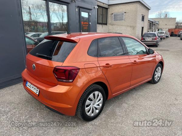 Orange Volkswagen Polo 2018 in Tallinn, with an engine capacity of 1.00 L and mileage of 195 thousand km for 6990 €, photo 4 on AUTOMOTO.COM.LV