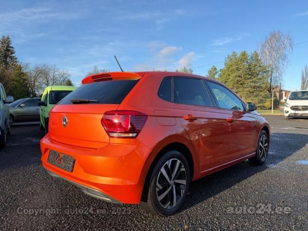 Orange Volkswagen Polo 2020 in Tartu, with an engine capacity of 1.00 L and mileage of 147 thousand km for 12900 €, photo 11 on AUTOMOTO.COM.LV