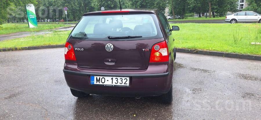 Red Volkswagen Polo 2001 in Riga, with an engine capacity of 1.40 L and mileage of 207 thousand km for 790 €, photo 3 on AUTOMOTO.COM.LV