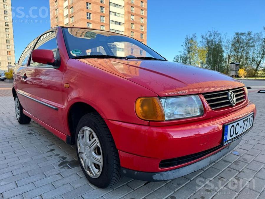 Sarkans Volkswagen Polo 1996 Rīga, ar dzinēja tilpumu 1.00 L un nobraukumu 0 tūkst. km par 1100 €, foto 1 vietnē AUTOMOTO.COM.LV
