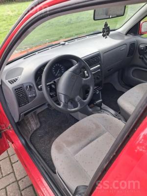 Red Volkswagen Polo 1998 in Liepaja, with an engine capacity of 1.60 L and mileage of 161 thousand km for 1000 €, photo 8 on AUTOMOTO.COM.LV