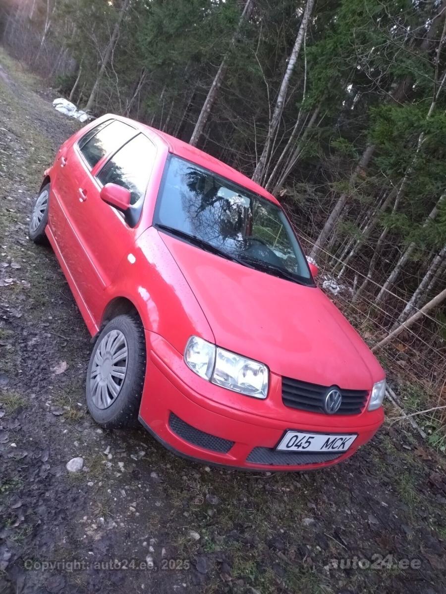 Red Volkswagen Polo 2000 in Tallinn, with an engine capacity of 1.40 L and mileage of 259 thousand km for 1500 €, photo 1 on AUTOMOTO.COM.LV