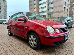 Sarkans Volkswagen Polo 2002 Rīga, ar dzinēja tilpumu 1.20 L un nobraukumu 0 tūkst. km par 1300 €, foto  vietnē AUTOMOTO.COM.LV