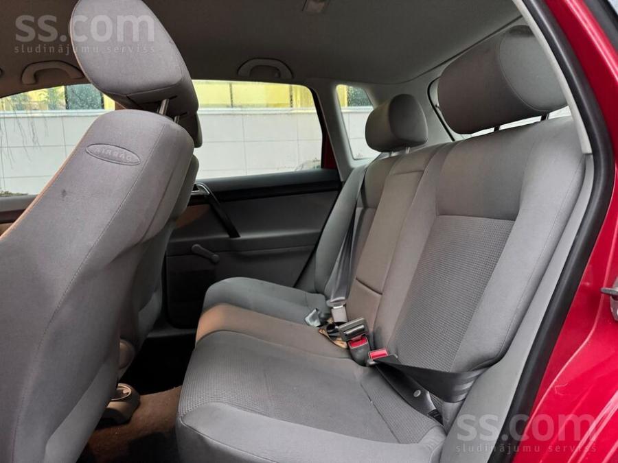 Sarkans Volkswagen Polo 2002 Rīga, ar dzinēja tilpumu 1.20 L un nobraukumu 0 tūkst. km par 1300 €, foto 7 vietnē AUTOMOTO.COM.LV