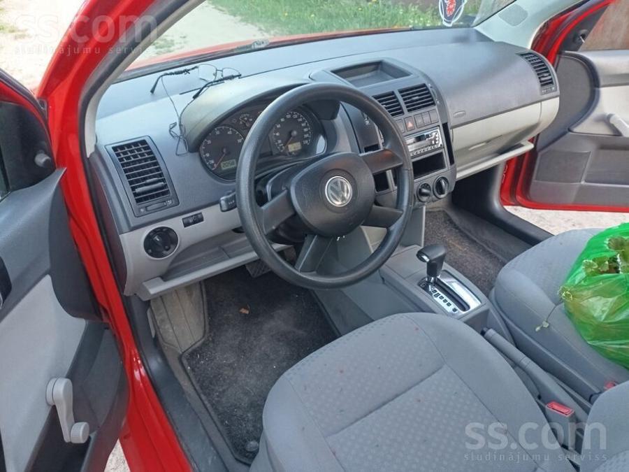 Sarkans Volkswagen Polo 2003 Rīga, ar dzinēja tilpumu 1.40 L un nobraukumu 85 tūkst. km par 1950 €, foto 3 vietnē AUTOMOTO.COM.LV