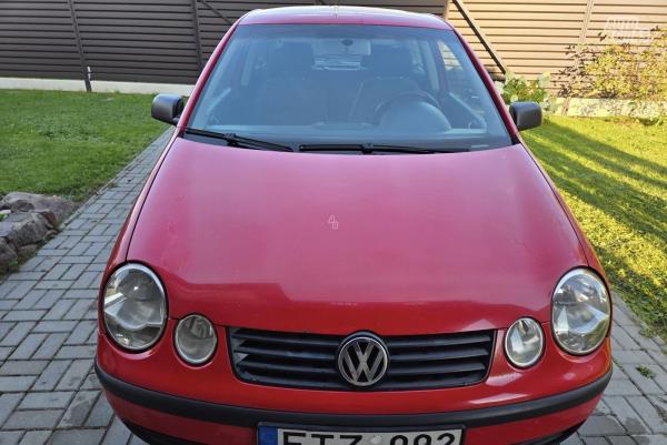 Red Volkswagen Polo 2003 in Kaunas, with an engine capacity of 1.90 L and mileage of 260 thousand km for 650 €, photo 6 on AUTOMOTO.COM.LV