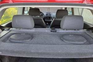 Red Volkswagen Polo 2003 in Kaunas, with an engine capacity of 1.90 L and mileage of 260 thousand km for 650 €, photo 10 on AUTOMOTO.COM.LV