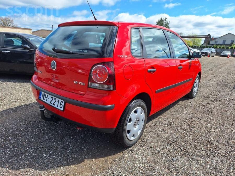 Sarkans Volkswagen Polo 2006 Daugavpils, ar dzinēja tilpumu 1.90 L un nobraukumu 0 tūkst. km par 3700 €, foto 6 vietnē AUTOMOTO.COM.LV