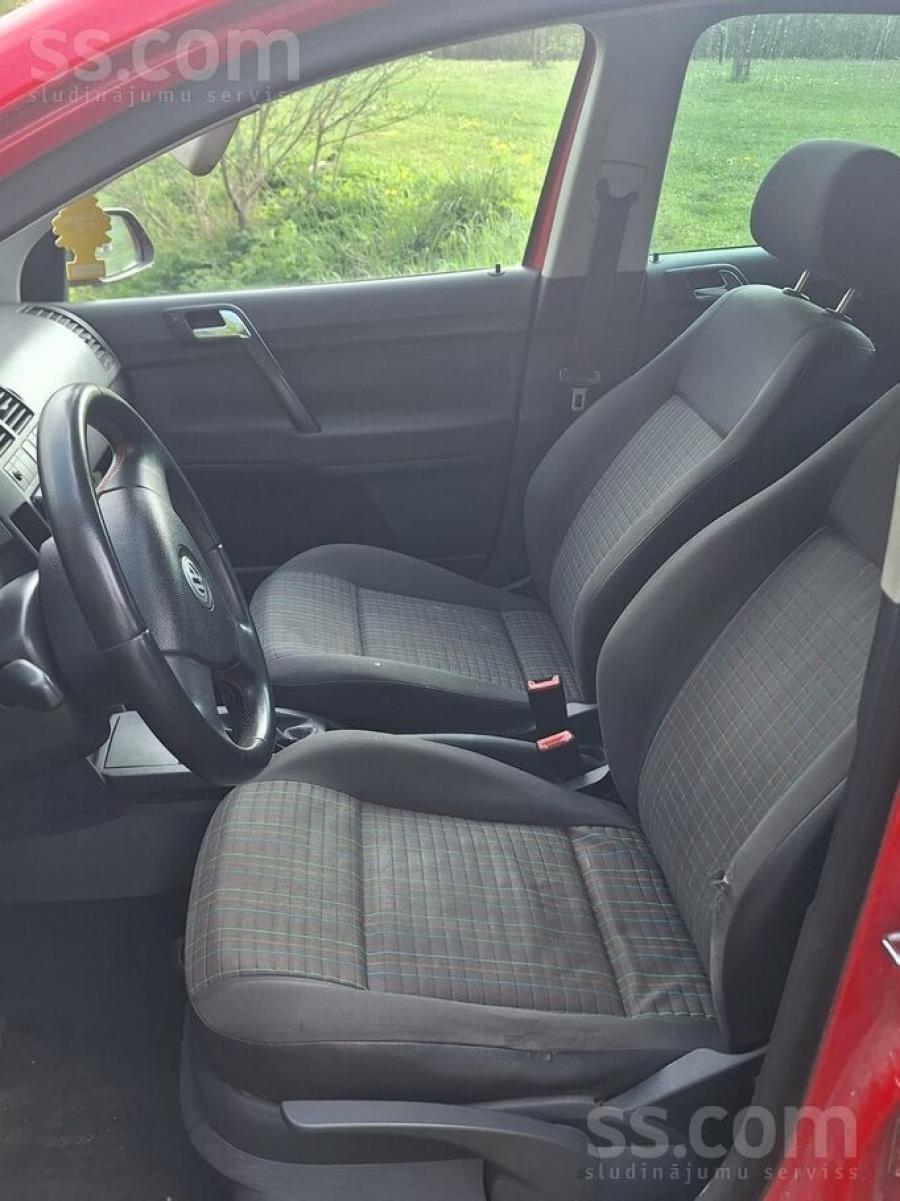 Sarkans Volkswagen Polo 2007 Rīga, ar dzinēja tilpumu 1.20 L un nobraukumu 193 tūkst. km par 1250 €, foto 10 vietnē AUTOMOTO.COM.LV