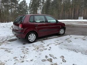 Red Volkswagen Polo 2007 in Riga, with an engine capacity of 1.40 L and mileage of 268 thousand km for 1700 €, photo 7 on AUTOMOTO.COM.LV