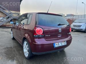 Red Volkswagen Polo 2008 in Riga, with an engine capacity of 1.40 L and mileage of 315 thousand km for 400 €, photo 12 on AUTOMOTO.COM.LV
