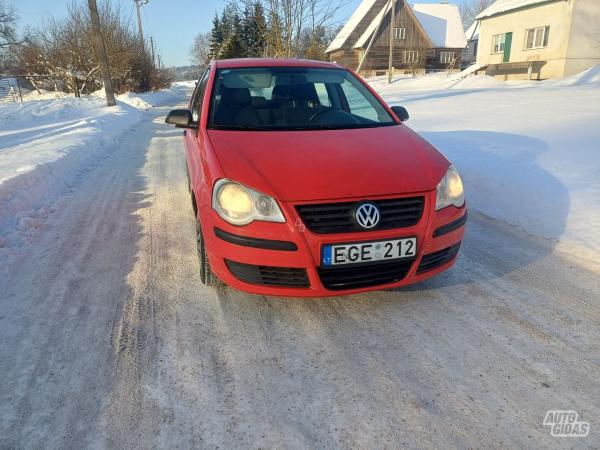 Sarkans Volkswagen Polo 2008 Viļņa, ar dzinēja tilpumu 1.20 L un nobraukumu 139 tūkst. km par 1250 €, foto 3 vietnē AUTOMOTO.COM.LV