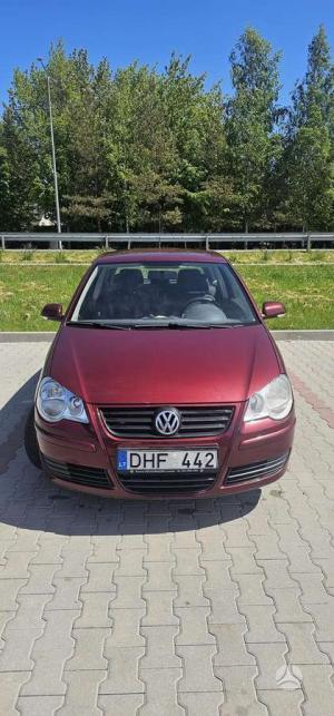 Red Volkswagen Polo 2008 in Gargzdai, with an engine capacity of 1.42 L and mileage of 191 thousand km for 1500 €, photo 3 on AUTOMOTO.COM.LV