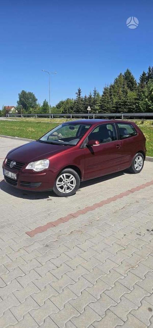 Sarkans Volkswagen Polo 2008 Gargždai, ar dzinēja tilpumu 1.42 L un nobraukumu 191 tūkst. km par 1500 €, foto 3 vietnē AUTOMOTO.COM.LV