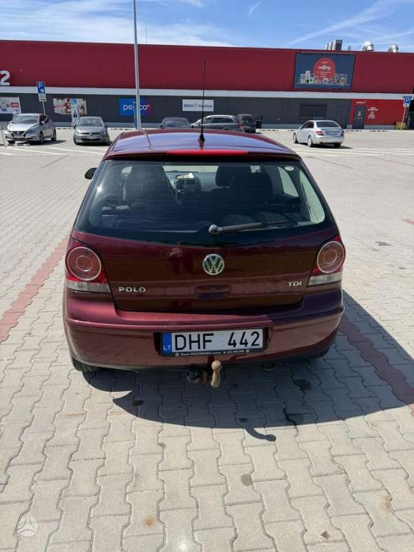 Sarkans Volkswagen Polo 2008 Gargždai, ar dzinēja tilpumu 1.42 L un nobraukumu 191 tūkst. km par 1500 €, foto 5 vietnē AUTOMOTO.COM.LV