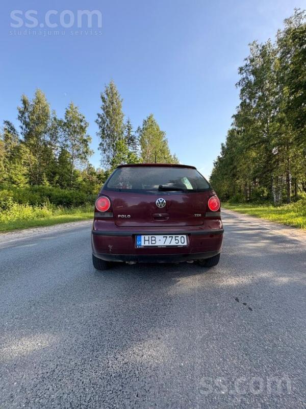 Sarkans Volkswagen Polo 2008 Gulbene, ar dzinēja tilpumu 1.40 L un nobraukumu 352 tūkst. km par 1050 €, foto 7 vietnē AUTOMOTO.COM.LV