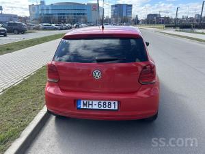 Sarkans Volkswagen Polo 2009 Rīga, ar dzinēja tilpumu 1.60 L un nobraukumu 260 tūkst. km par 2200 €, foto 4 vietnē AUTOMOTO.COM.LV
