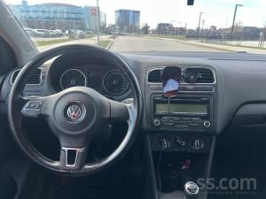 Sarkans Volkswagen Polo 2009 Rīga, ar dzinēja tilpumu 1.60 L un nobraukumu 260 tūkst. km par 2200 €, foto 6 vietnē AUTOMOTO.COM.LV