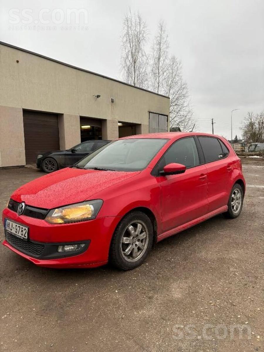 Sarkans Volkswagen Polo 2010 Rīga, ar dzinēja tilpumu 1.20 L un nobraukumu 409 tūkst. km par 3200 €, foto 4 vietnē AUTOMOTO.COM.LV