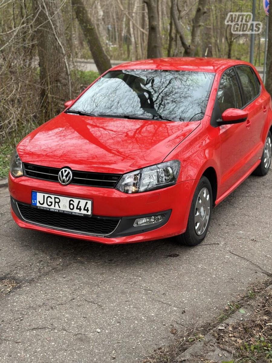 Sarkans Volkswagen Polo 2010 Klaipėda, ar dzinēja tilpumu 1.60 L un nobraukumu 230 tūkst. km par 4150 €, foto 37 vietnē AUTOMOTO.COM.LV