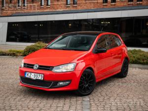 Sarkans Volkswagen Polo 2010 Liepāja, ar dzinēja tilpumu 1.60 L un nobraukumu 309 tūkst. km par 3750 €, foto 4 vietnē AUTOMOTO.COM.LV
