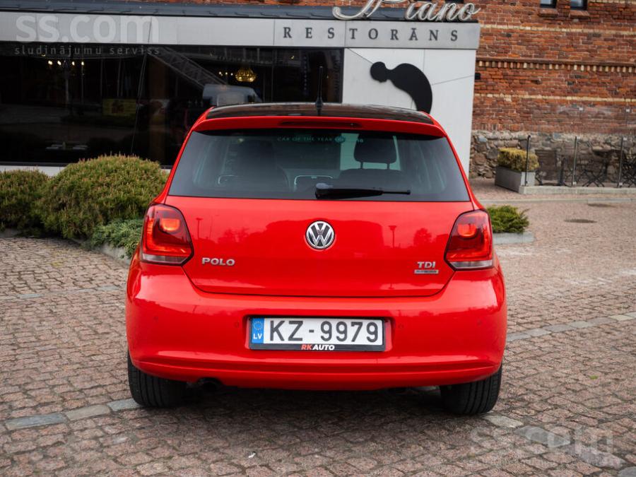 Sarkans Volkswagen Polo 2010 Liepāja, ar dzinēja tilpumu 1.60 L un nobraukumu 309 tūkst. km par 3750 €, foto 6 vietnē AUTOMOTO.COM.LV