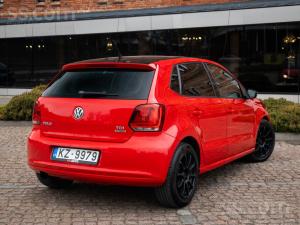 Sarkans Volkswagen Polo 2010 Liepāja, ar dzinēja tilpumu 1.60 L un nobraukumu 309 tūkst. km par 3750 €, foto 7 vietnē AUTOMOTO.COM.LV