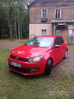 Red Volkswagen Polo 2010 in Riga, with an engine capacity of 1.20 L and mileage of 416 thousand km for 2950 €, photo  on AUTOMOTO.COM.LV
