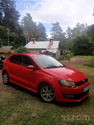 Sarkans Volkswagen Polo 2010 Rīga, ar dzinēja tilpumu 1.20 L un nobraukumu 416 tūkst. km par 2950 €, foto 3 vietnē AUTOMOTO.COM.LV