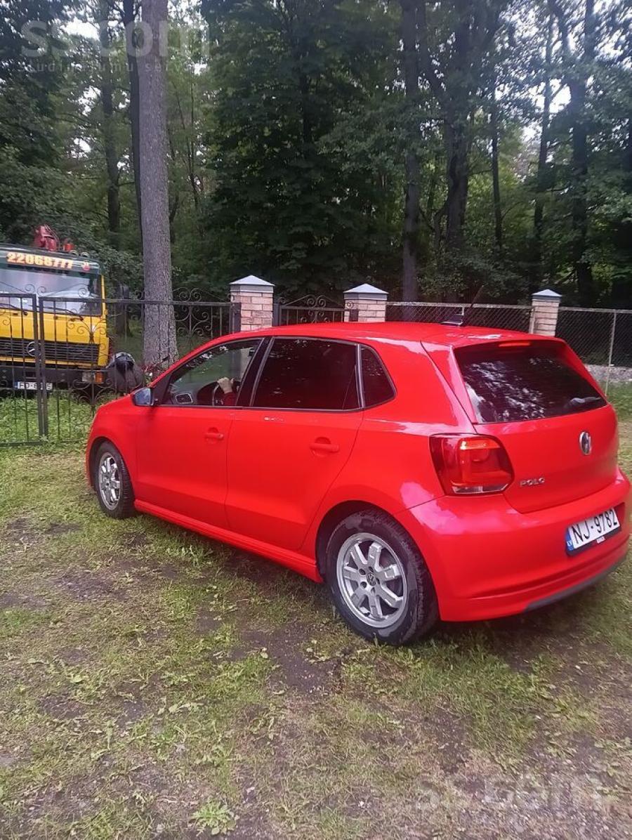 Sarkans Volkswagen Polo 2010 Rīga, ar dzinēja tilpumu 1.20 L un nobraukumu 416 tūkst. km par 2950 €, foto 7 vietnē AUTOMOTO.COM.LV