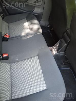 Sarkans Volkswagen Polo 2010 Rīga, ar dzinēja tilpumu 1.20 L un nobraukumu 416 tūkst. km par 2950 €, foto 13 vietnē AUTOMOTO.COM.LV