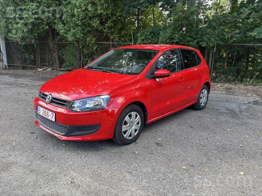 Red Volkswagen Polo 2010 in Ogre, with an engine capacity of 1.40 L and mileage of 232 thousand km for 3990 €, photo 11 on AUTOMOTO.COM.LV